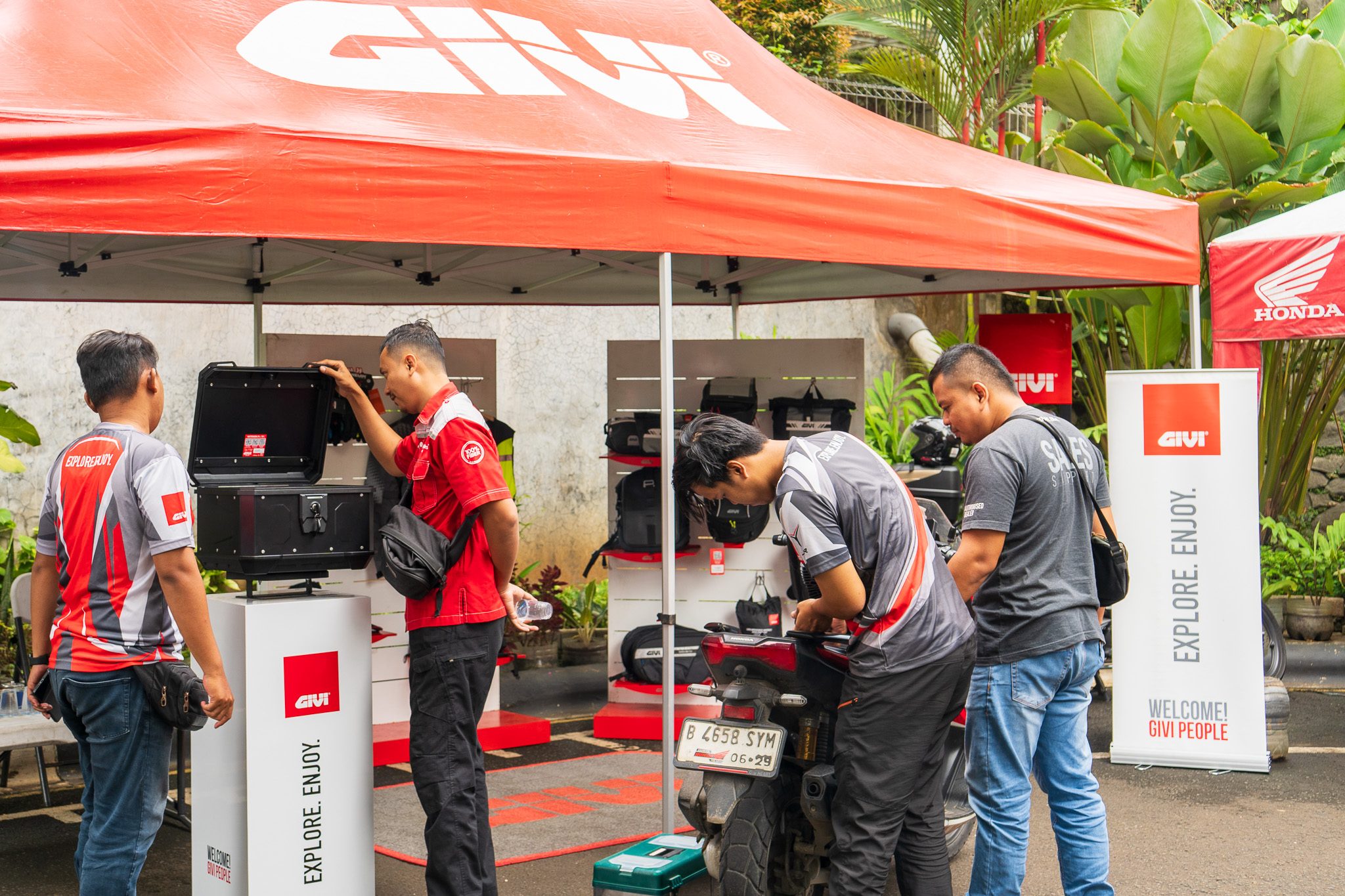 Givi Indonesia Hadir Dan Dukung Kegiatan Safety Riding Honda Bersama PT. Telkom Akses | GIVI ...